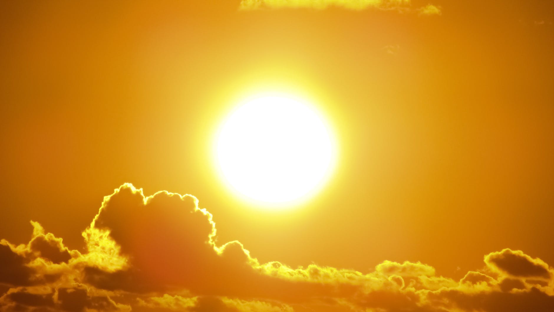¿De qué color es el Sol? – CURIOSIDADES ASTRONÓMICAS